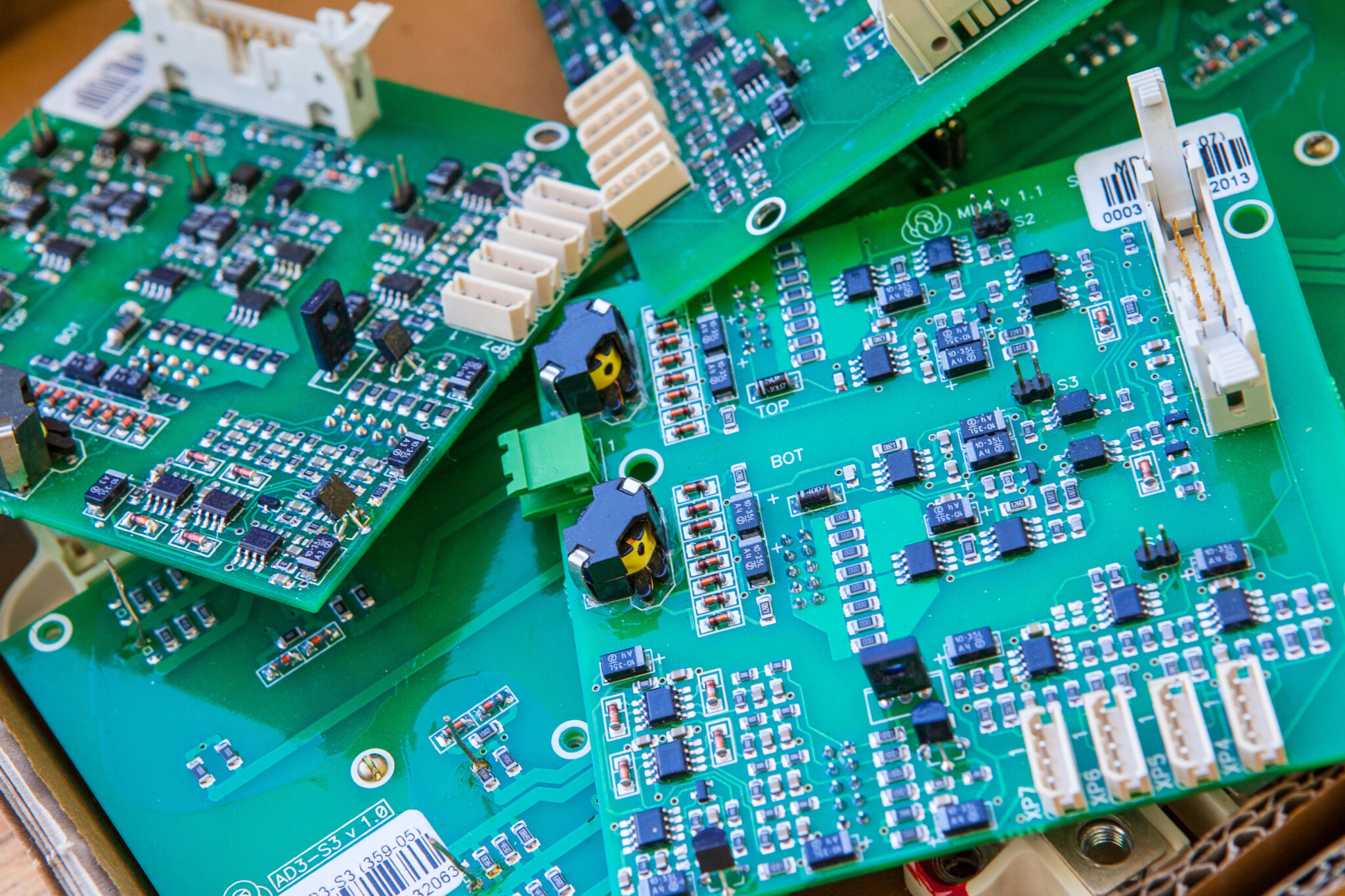 Thru-Hole Assembly Services for High-Reliability PCBs